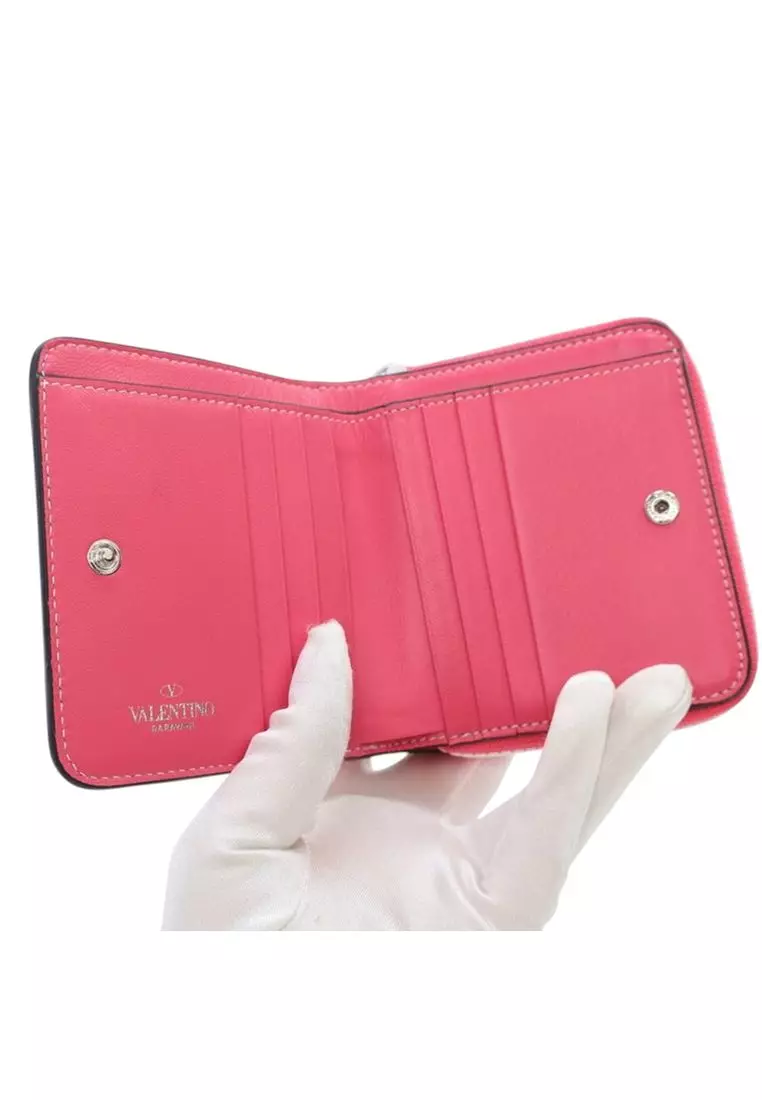 Buy Valentino Pre-Loved Valentino Lambskin Free Rockstud Spike Compact ...