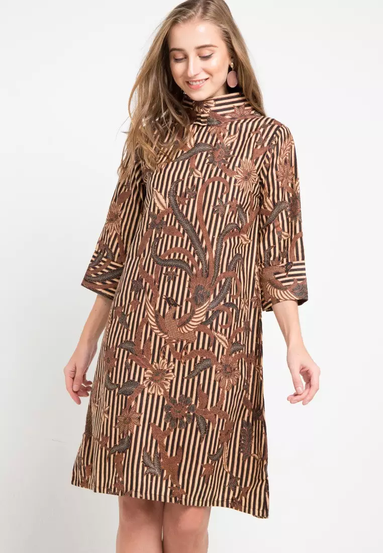 Jual BATIK RIZQINA Quinzi Original 2025 | ZALORA Indonesia