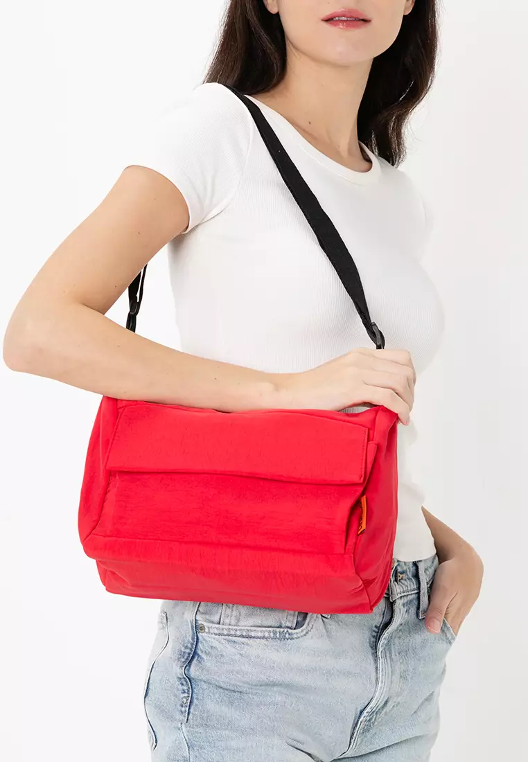 Buy Bagstation Lightweight Water-Resistant Travel Sling Bag 2025 Online | ZALORA Philippines