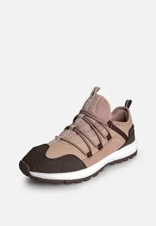 World Balance Shoes | ZALORA Philippines