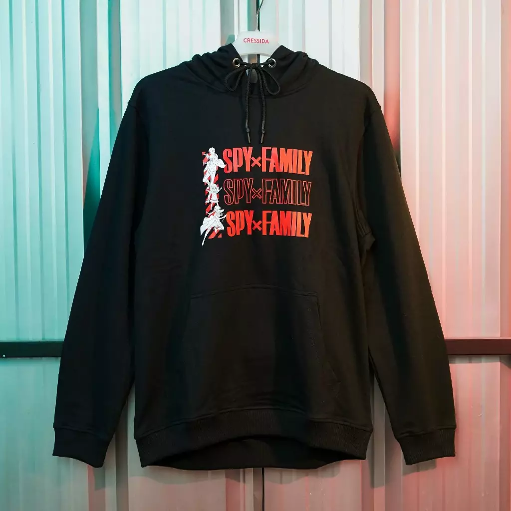Jual Cressida Cressida X SpyxFamily Black Sweater Pullover Hoodie ...