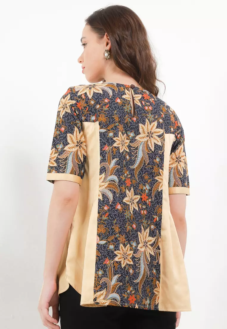Jual Rianty Batik Blouse Katerina Original 2024 | ZALORA Indonesia