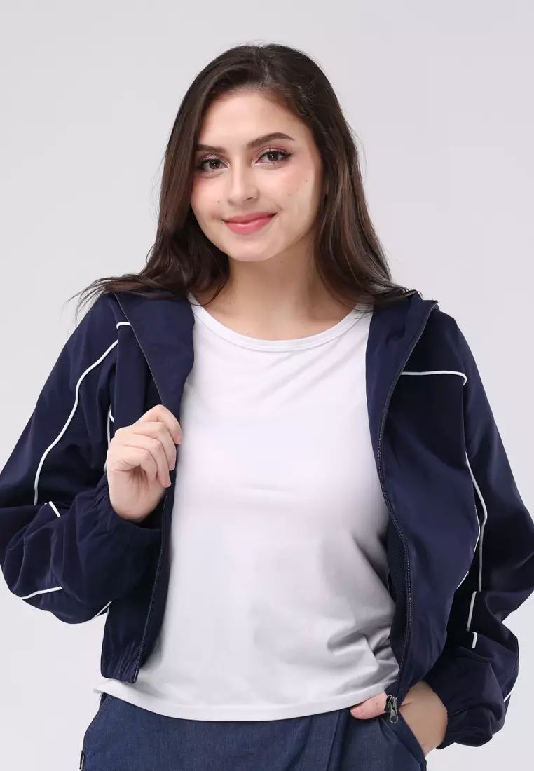 Buy Crissa Water Repellent Jacket W/ Hood 2026 Online | ZALORA Philippines