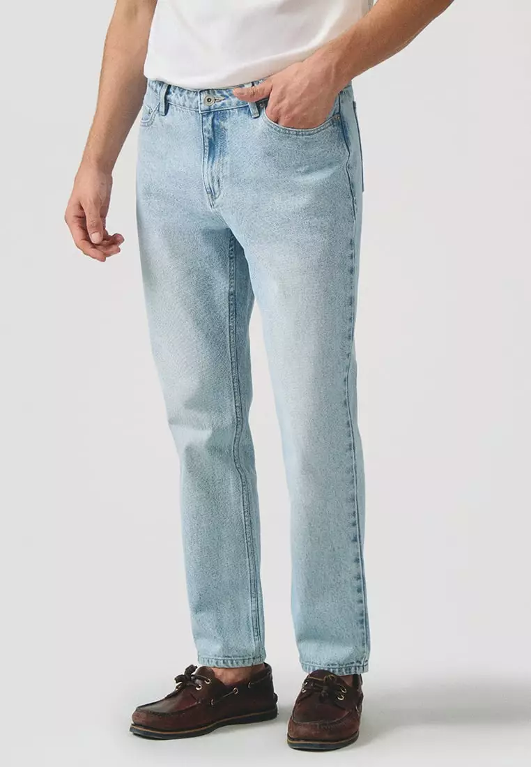 Buy REGATTA Slim Fit Light Wash Jeans 2026 Online | ZALORA Philippines