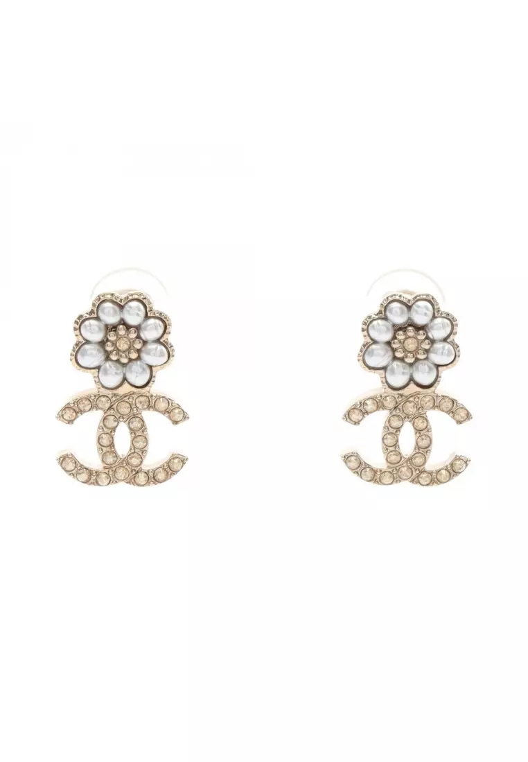 Buy Chanel Pre-Loved Chanel coco mark flower earrings GP Fake pearl ...