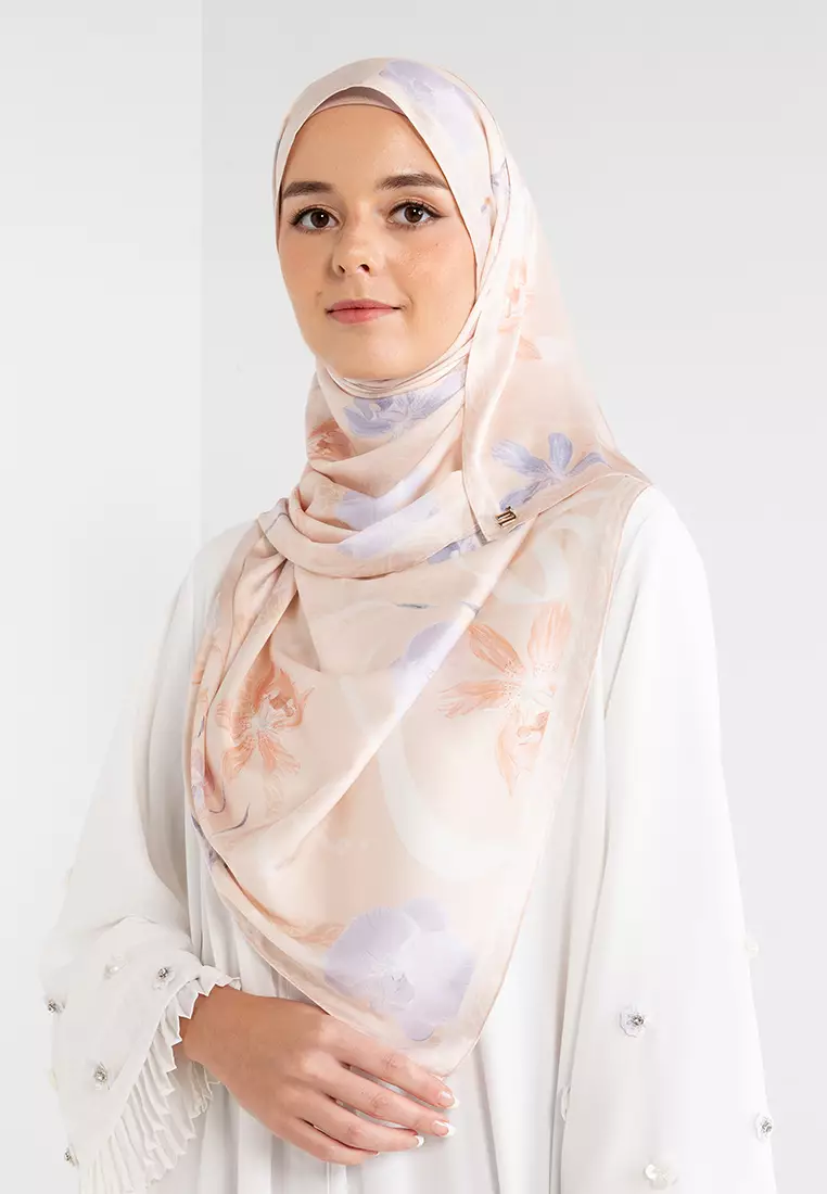 Buy Naelofar | Sale Up to 90% @ ZALORA Singapore