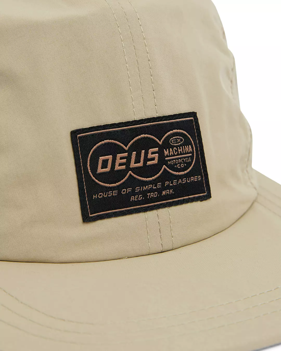 Jual Deus Ex Machina Terrace 4 Panel Cap Original 2025 | ZALORA Indonesia