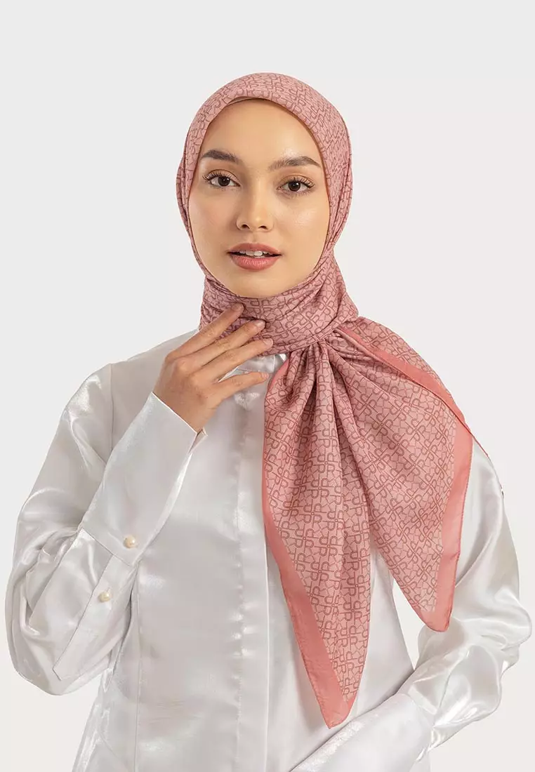 Jual Riamiranda Ria Miranda Peach Ziyana Monogram Scarf Original 2025 ...