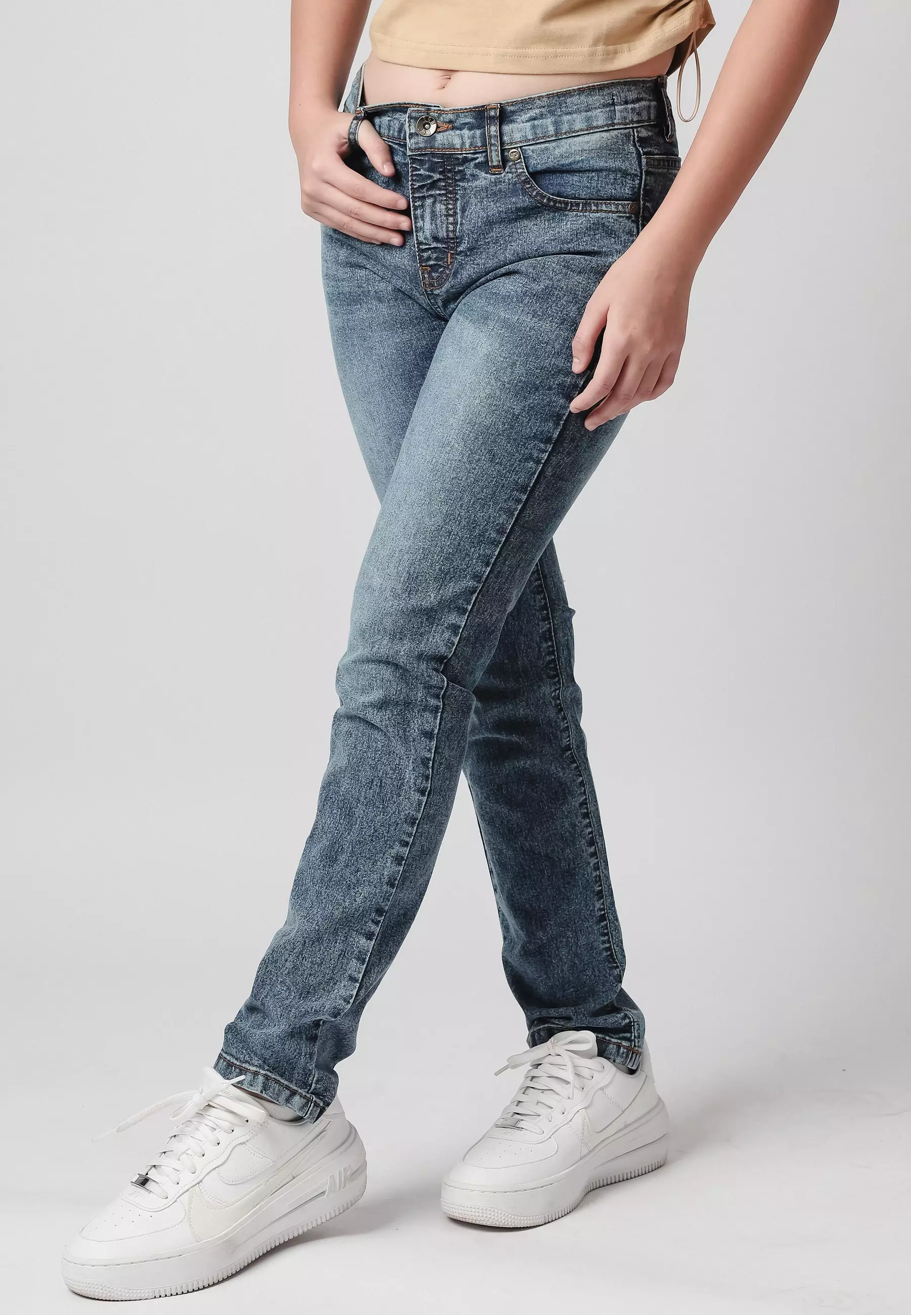 Jual EXIT GIRL EGD Alina Jeans Original 2025 | ZALORA Indonesia