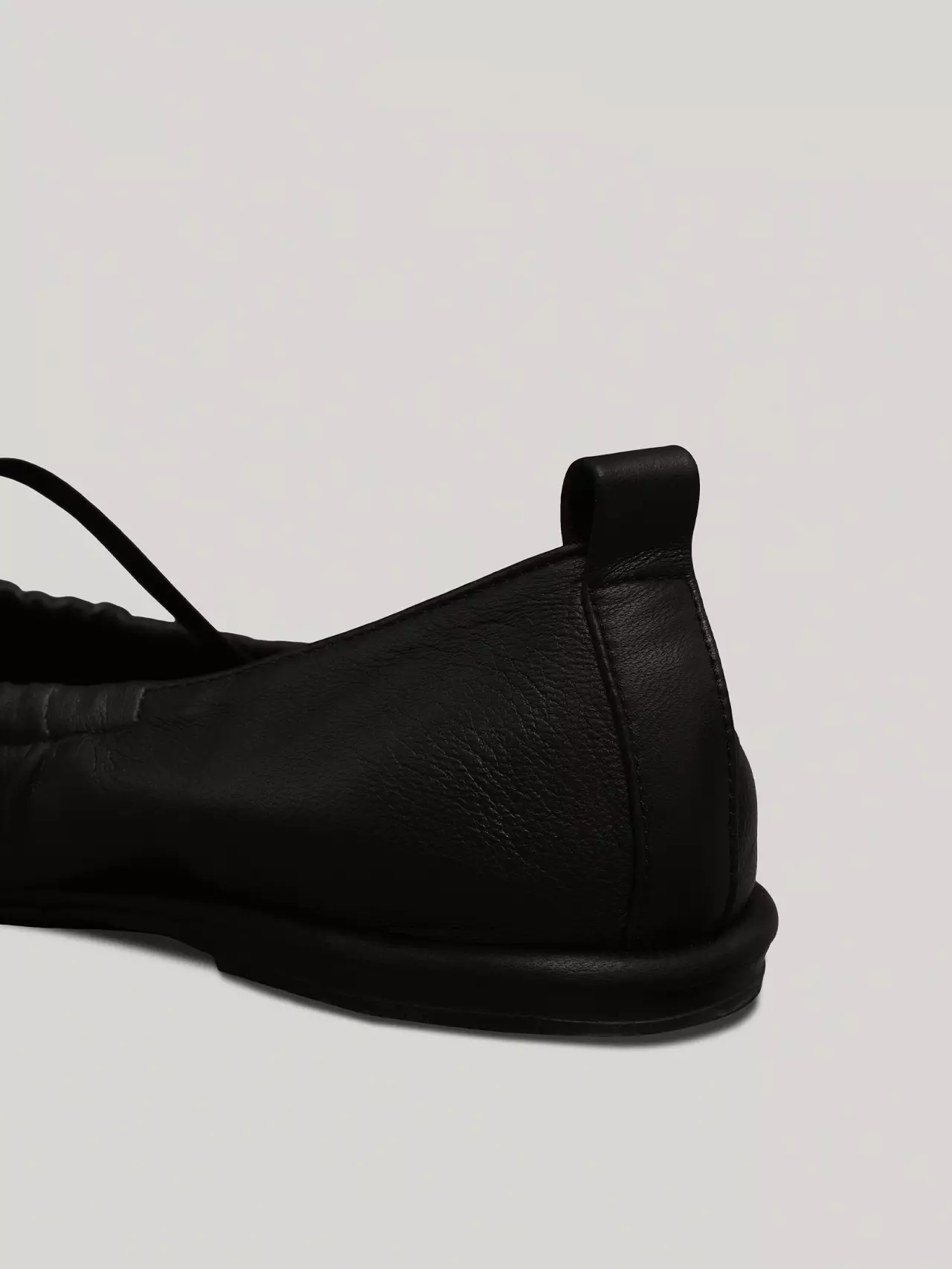 Jual LUMEN Ballet flat soft black Original 2026 | ZALORA Indonesia