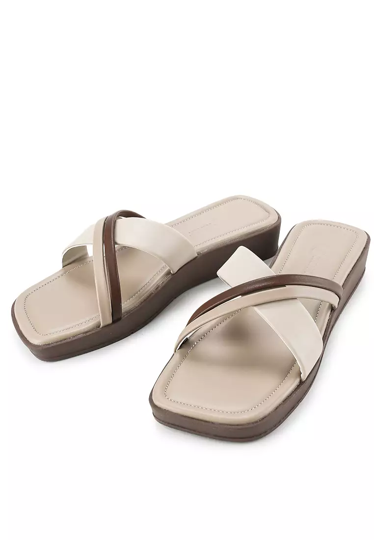 Jual Triset Shoes TF6022 Sandal Flip Flops Original 2024 | ZALORA ...