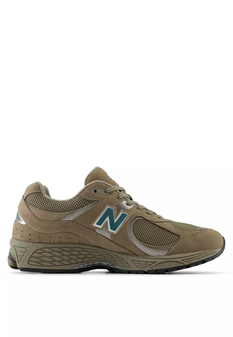 Buy New Balance 2002 Classic Lifestyle Shoes 2026 Online | ZALORA