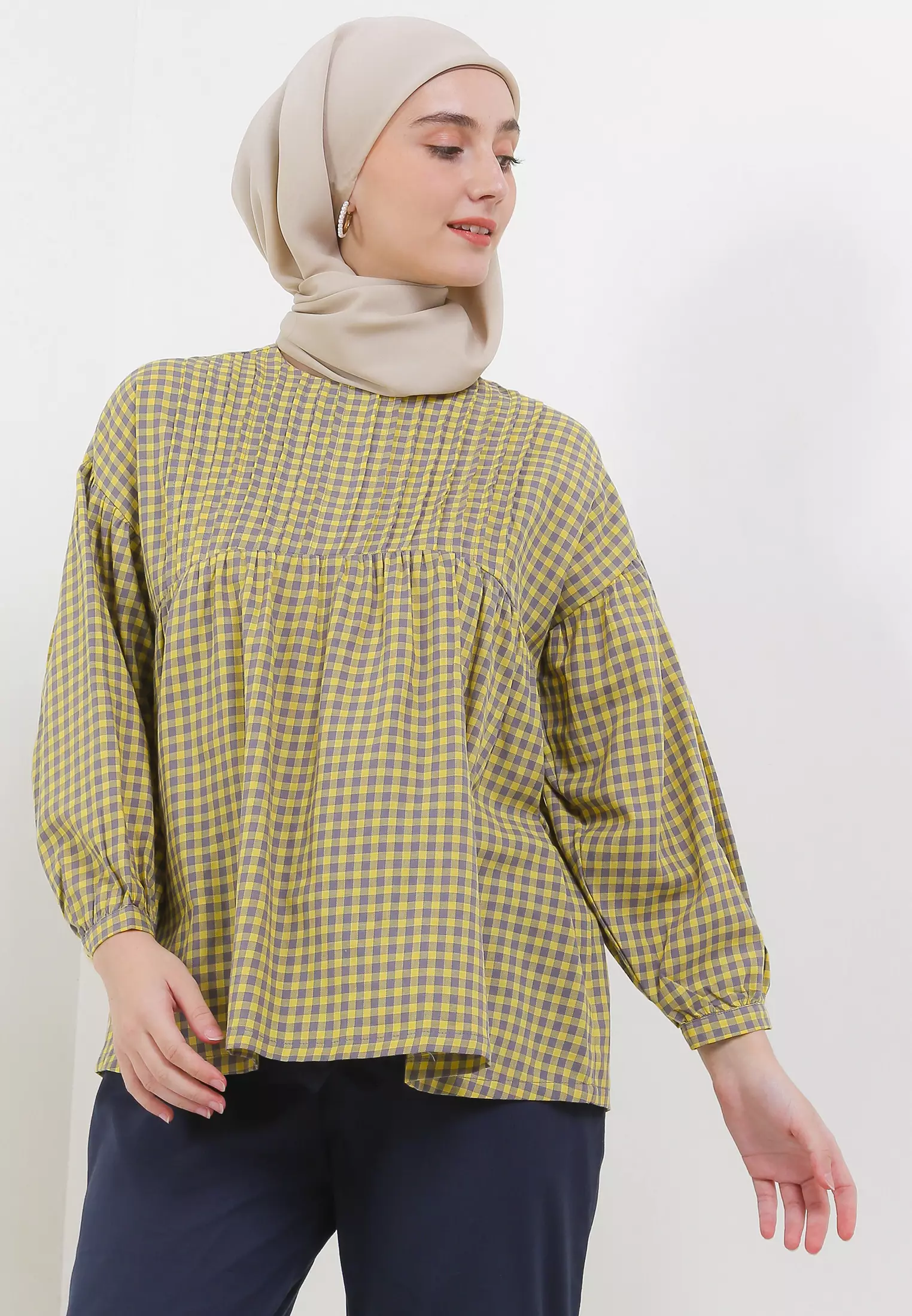 Jual MFMW MFMW Audra Atasan Blouse Kuning Motif Kotak Original 2025 ...