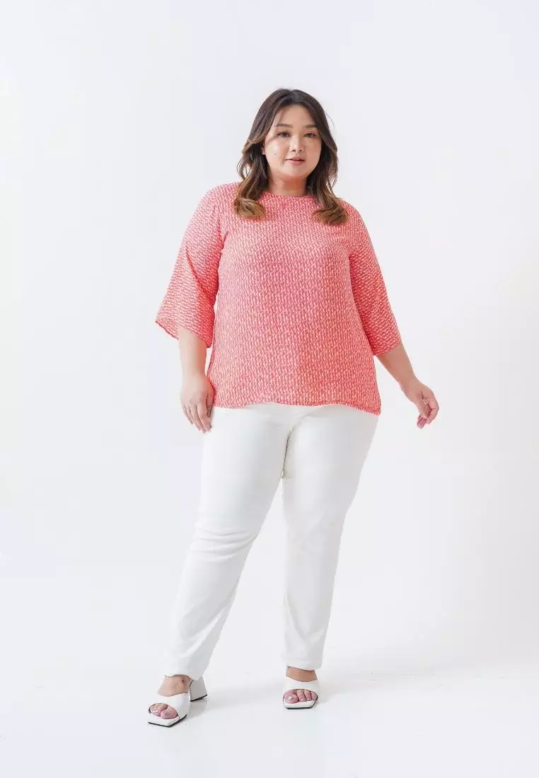 Jual Xtramiles Plus Size Blouse Hera Herringbone Peach Original 2025 | ZALORA Indonesia