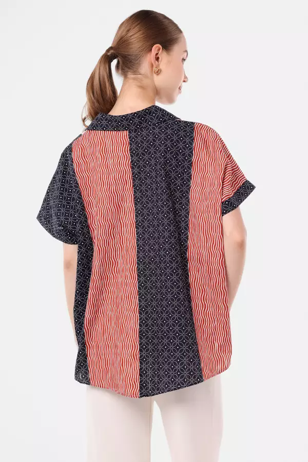 Jual Minimal MINIMAL - Nastira - Blus Katun Motif Etnik - Red Colour ...