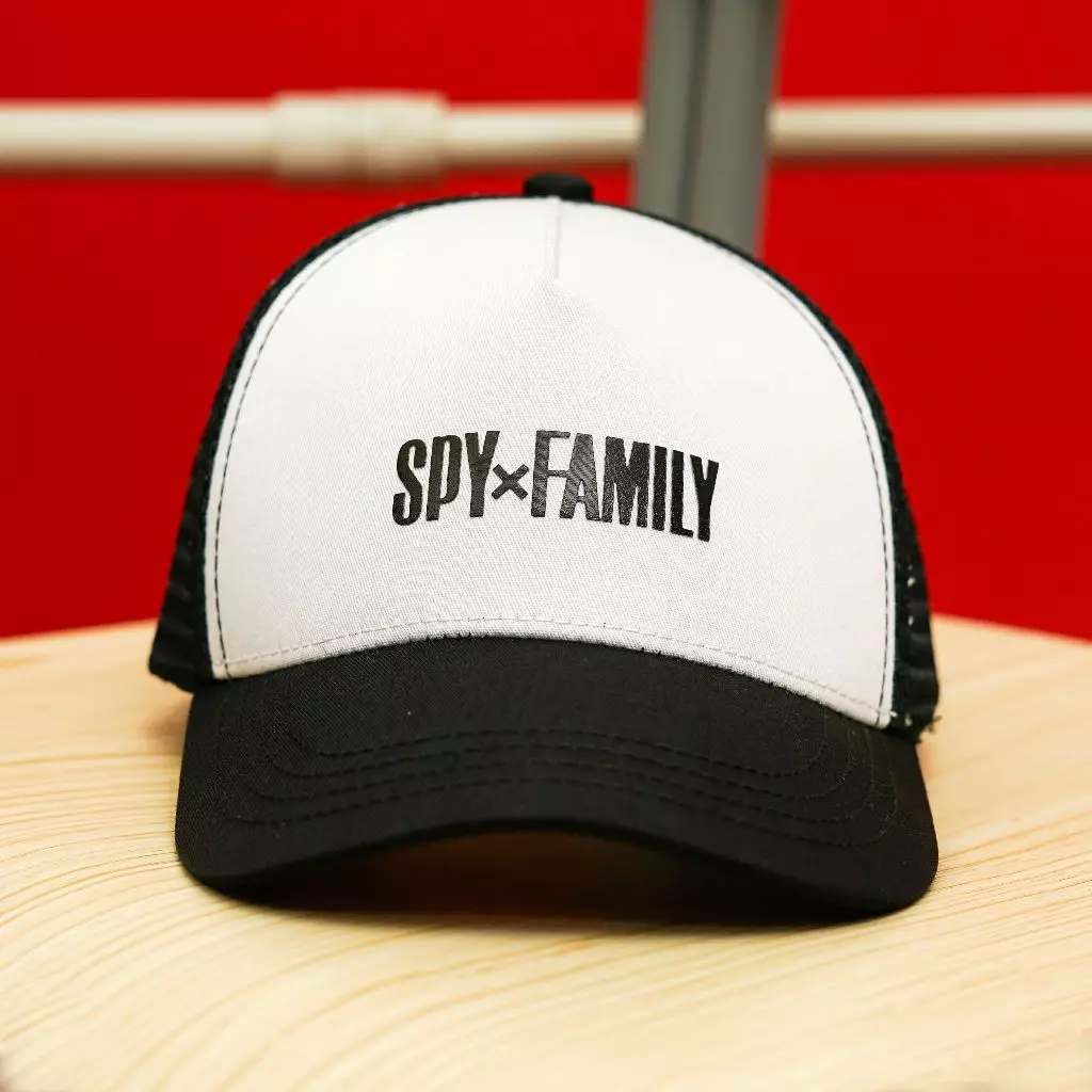 Jual Cressida Cressida X Spyxfamily Two Tone Trucker Cap - KC6B15G004H3 ...