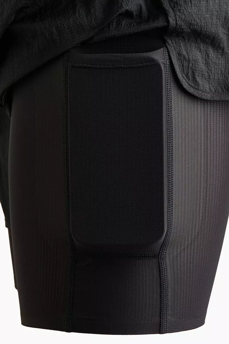 Buy H&M Lightweight 2-in-1 Running shorts with DryMove™ 2026 Online ...