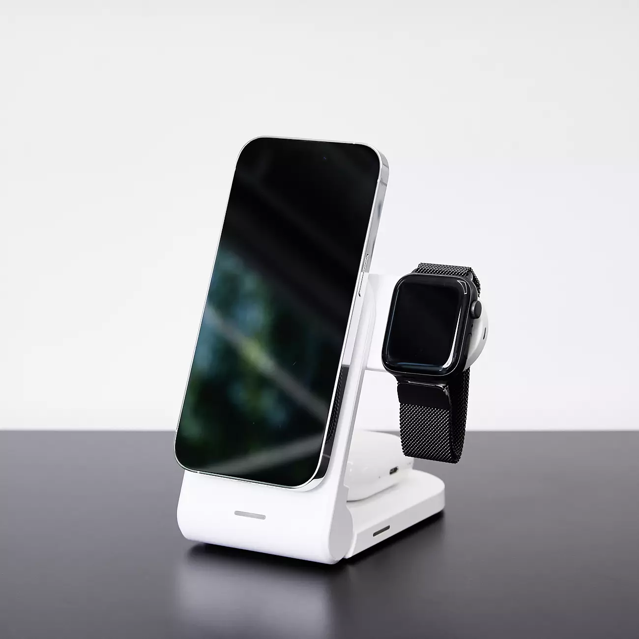 Jual STM STM 3in1 Docking Wireless Charging Station Charge Tree with ...