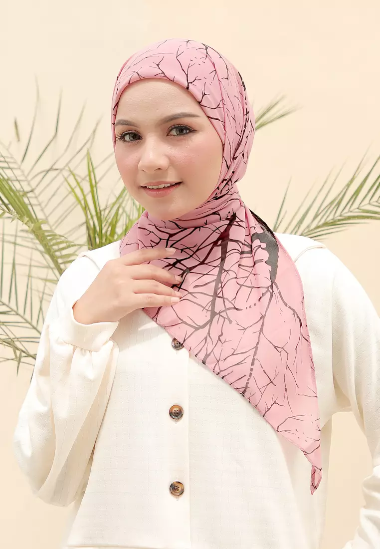 Jual zelena Gaia Printed Hijab | Hijab Instan | Segitiga Inner ...