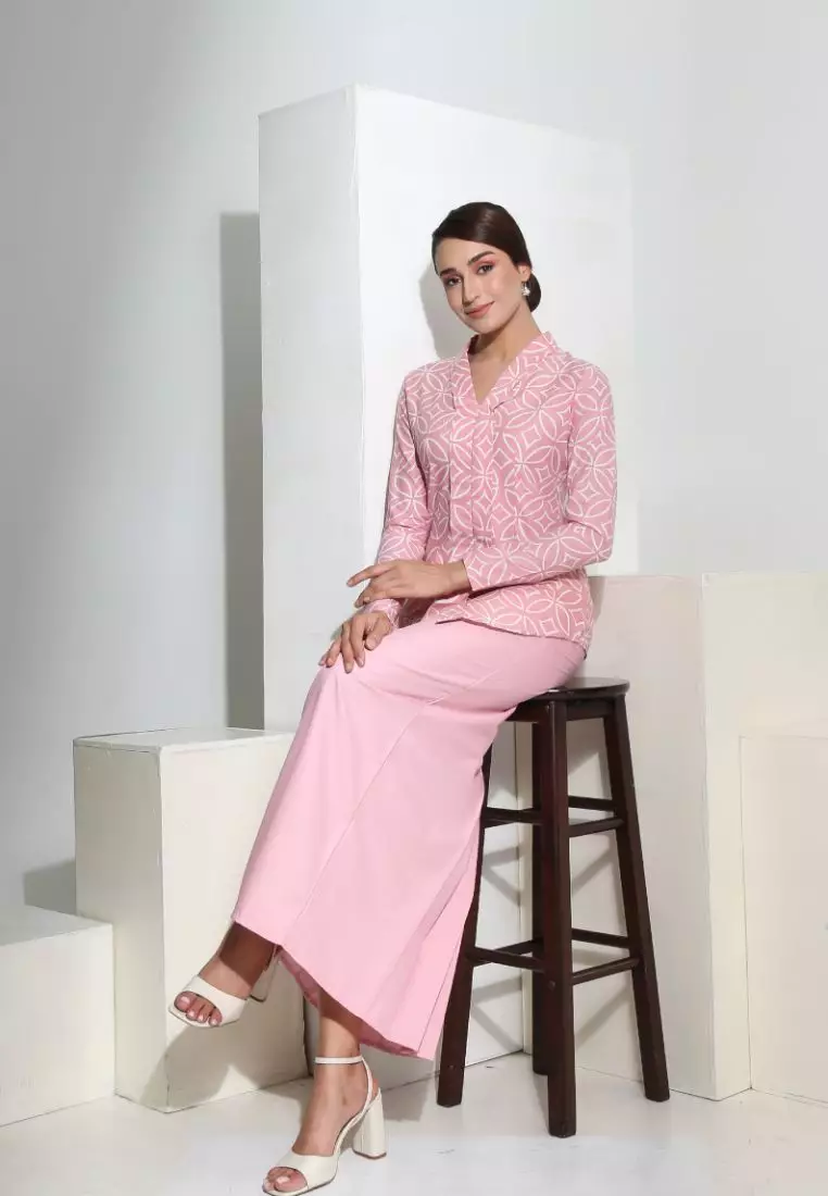 Buy Amar Amran Kebaya Midi Batik Moden Online | ZALORA Malaysia