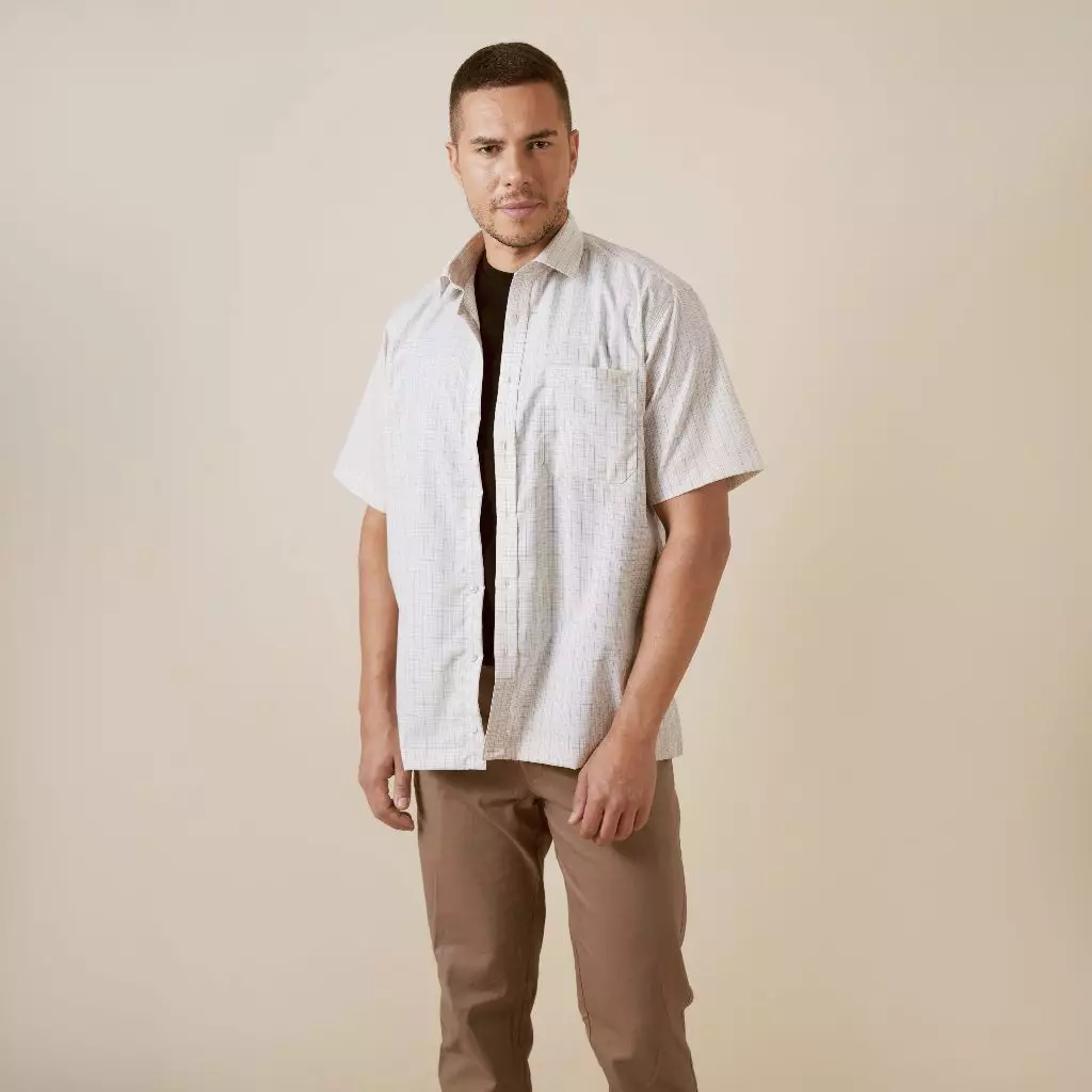 Jual Guy Laroche Guy Laroche - Regular Short Sleeve Stego Light BN Original 2025 | ZALORA ...