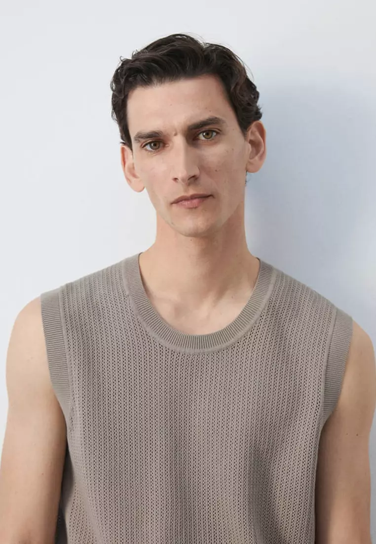 Buy MANGO Man Fine-Knit Gilet 2026 Online | ZALORA