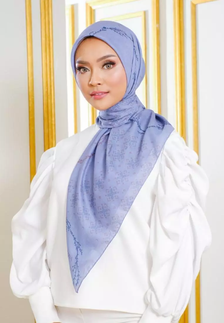 Jual ZOYA XAILA Scarf Denim - Kerudung Hijab Segiempat Motif With BOX - Bahan Voal Premium ...