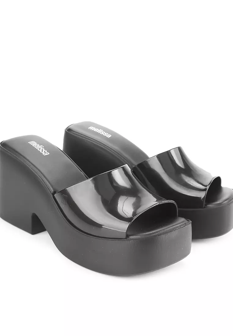 Jual Melissa Posh Ad Original 2025 | ZALORA Indonesia