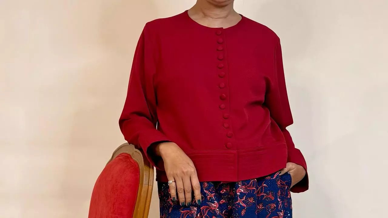 Jual Dhanny Dahlan Collection Deep Red Top Original 2025 | ZALORA ...