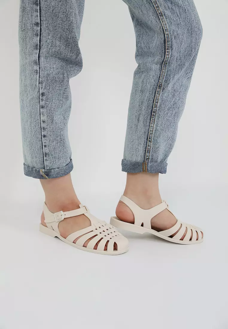 Jual Berrybenka Label Sofia Melly Jelly Sandal Beige Original 2024 ...