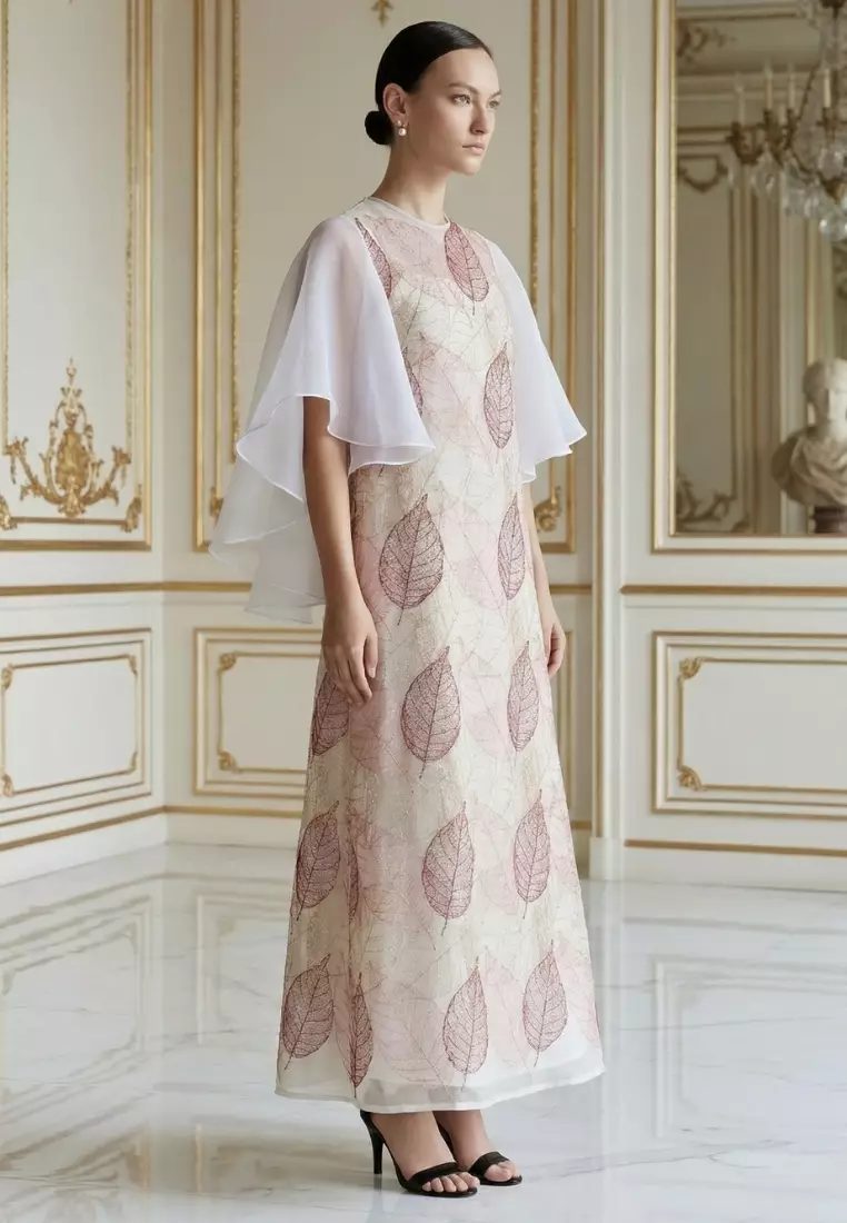 網上選購 Demure & Co Ethereal 刺绣薄纱长罩裙 2025 系列 | ZALORA香港