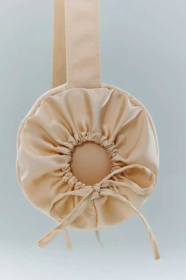 Jual GENTLEWOMAN Gentlewoman Bolster Bag - Pink Original 2025 | ZALORA ...