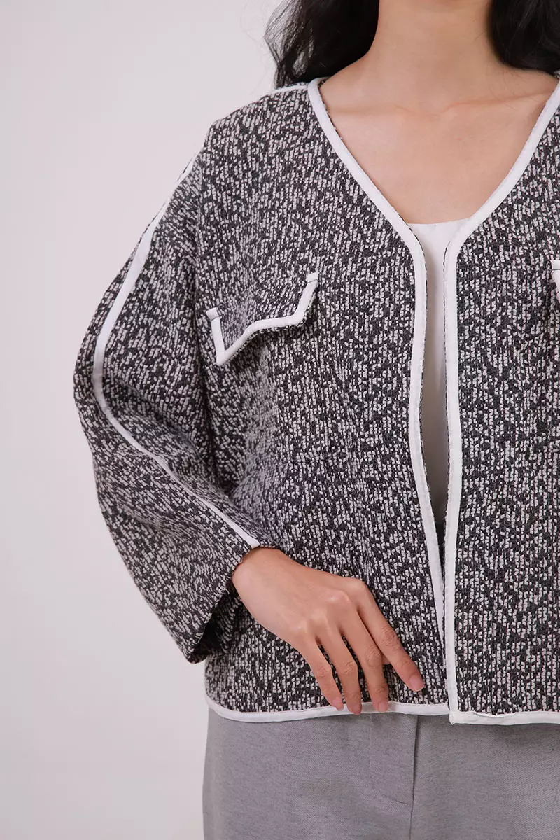 Jual Berrybenka Label Nana Wooly Outer Grey Original 2024 | ZALORA ...