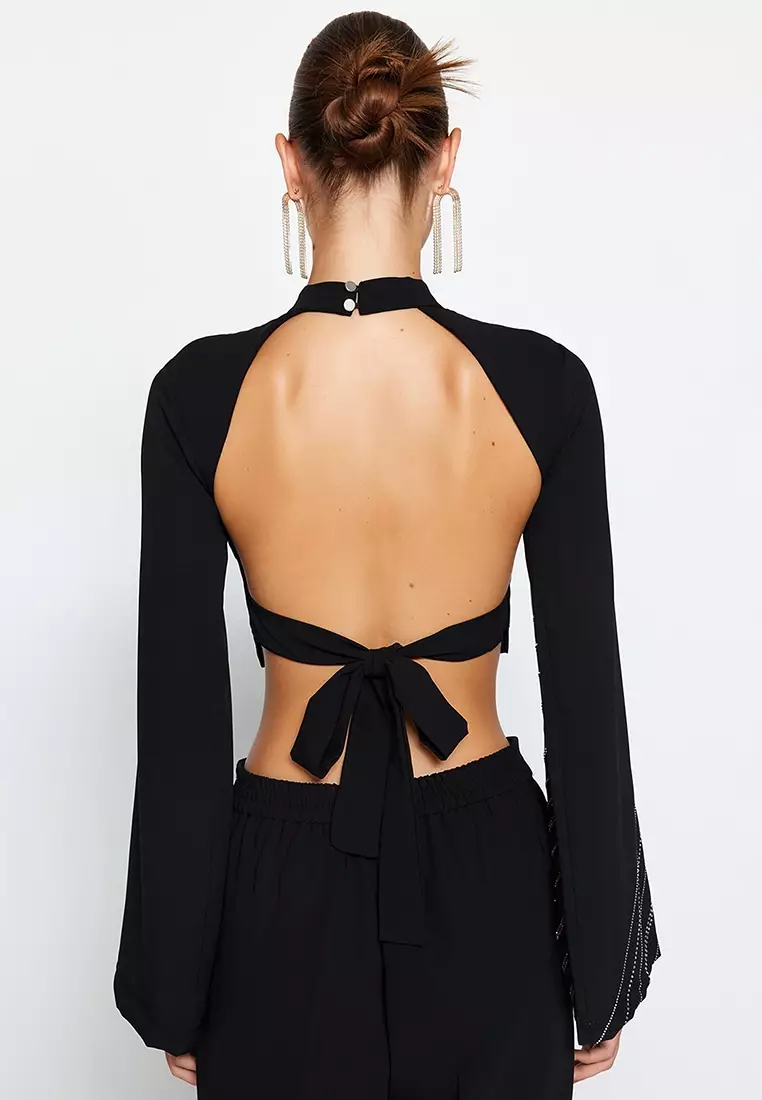 Buy Trendyol Mock Neck Crop Blouse 2024 Online Zalora