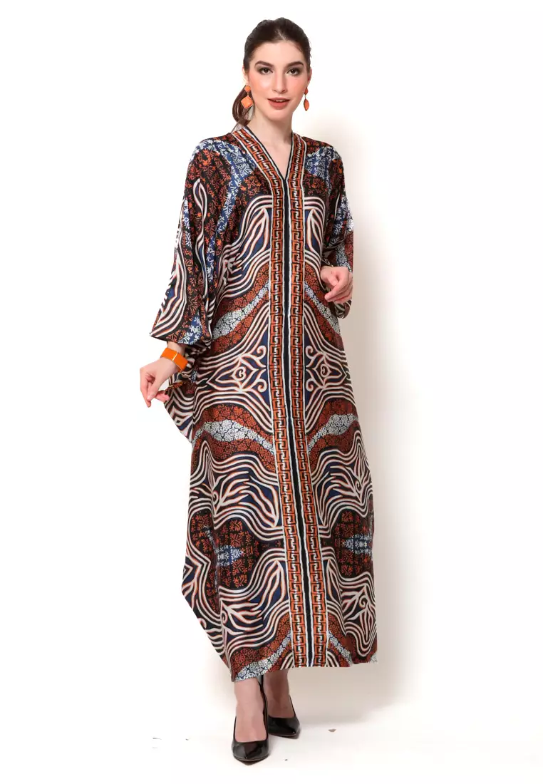 Buy Kanzi by liza yahya Kanzi Exclusive Long Sleeve Batik Kaftan Online ...