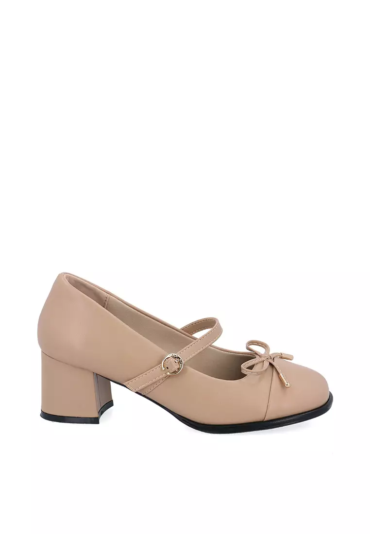 Buy Carlo Rino Medium Brown Madeline Pumps 2025 Online | ZALORA Philippines