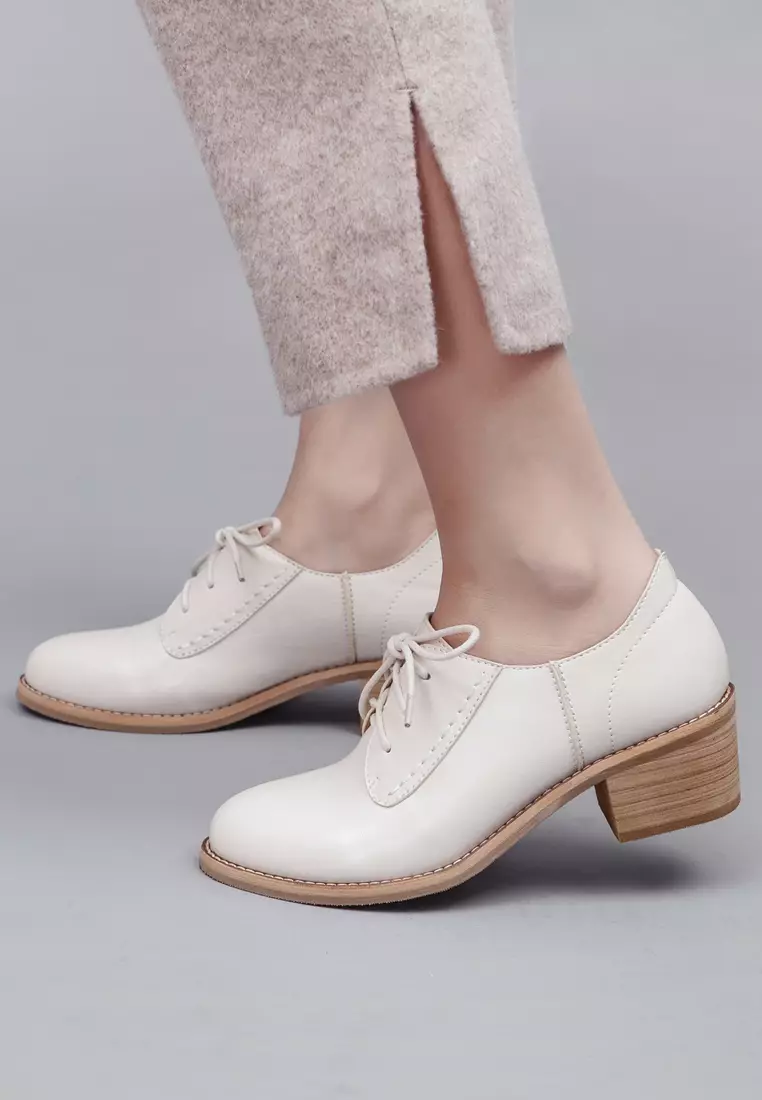 Buy Twenty Eight Shoes Synthetic Leather Lace Up Mid Heel Shoes TE-A160 ...