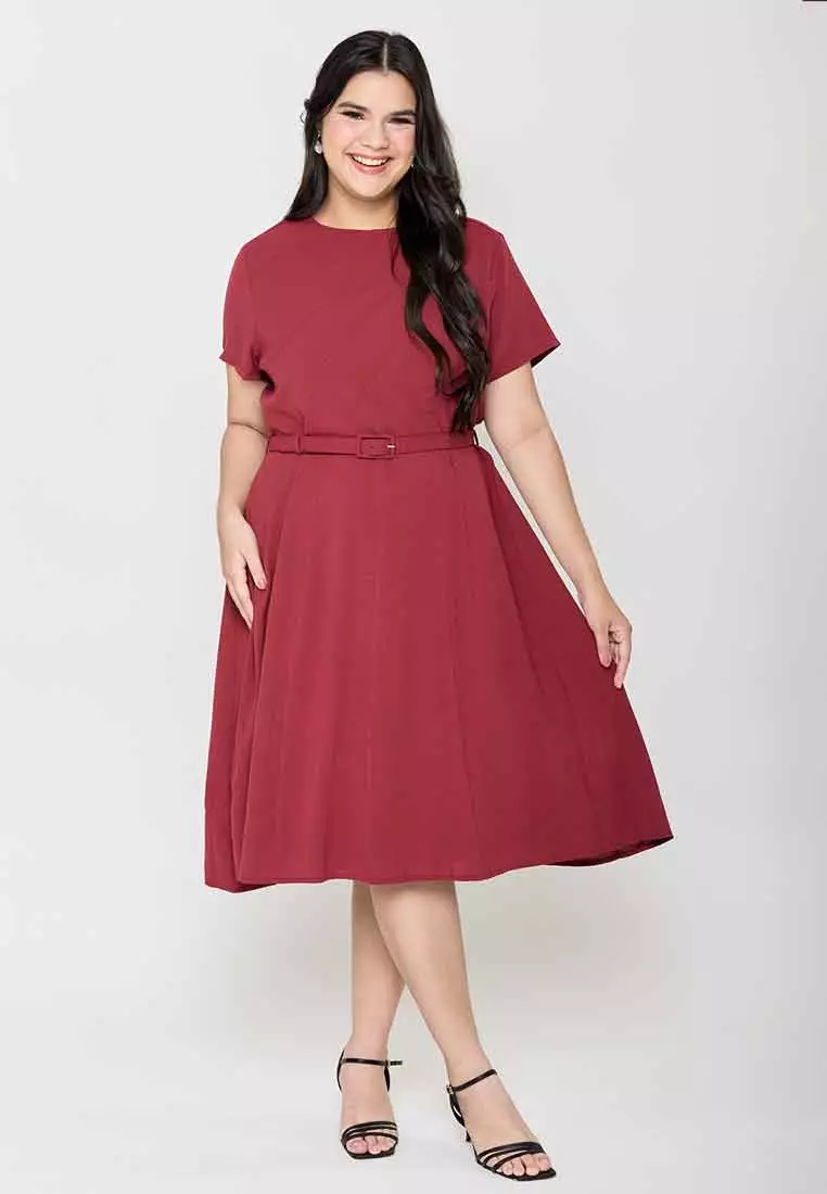 Buy Paperdolls Milly Plus Size Eira Dress with Slanted-Cut Details 2025 Online | ZALORA Philippines