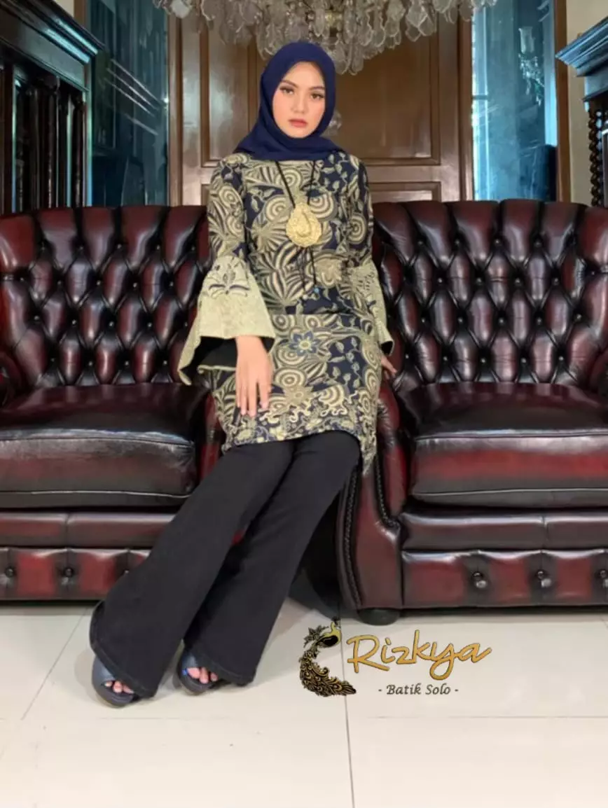 Jual RIZKYA BATIK Dress Gea Lawasan Original 2024 | ZALORA Indonesia
