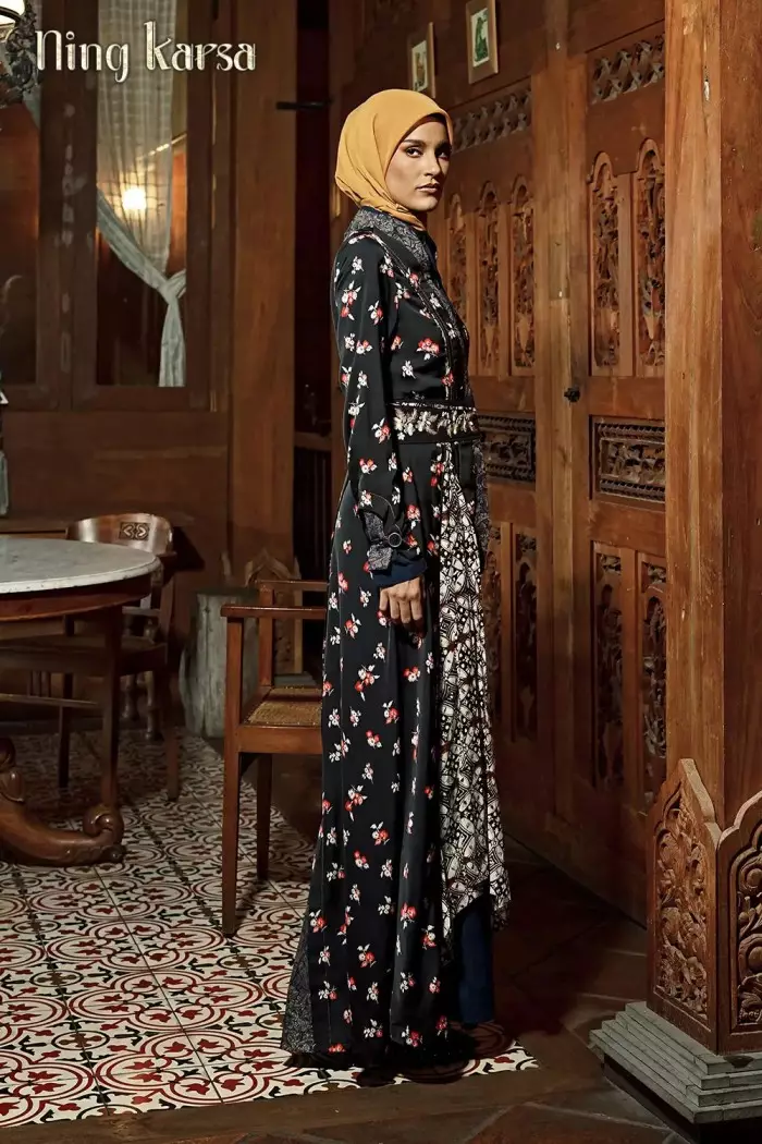 Jual Tuneeca TUNEECA Gamis Samara Batari Original 2025 | ZALORA Indonesia