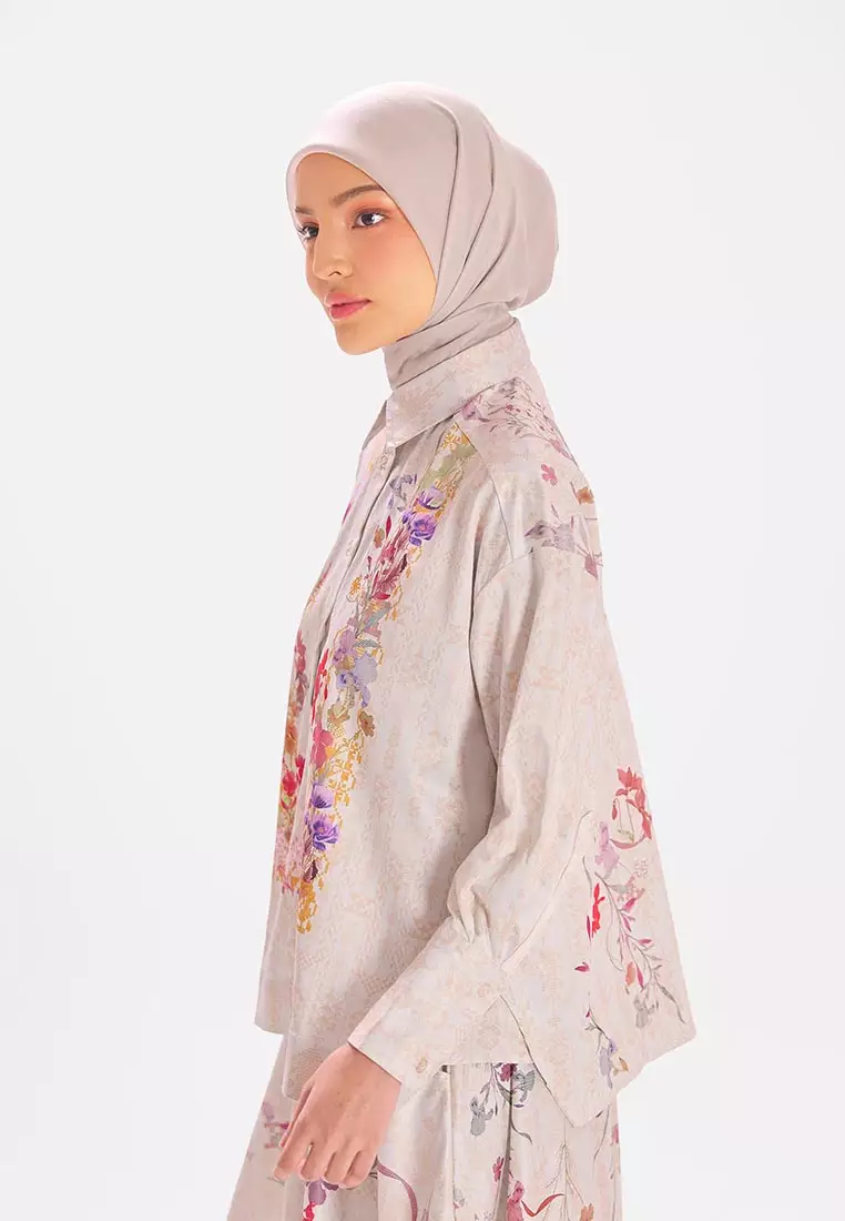 Jual Riamiranda Ria Miranda Vanilla Zeya Set Original 2025 | ZALORA Indonesia