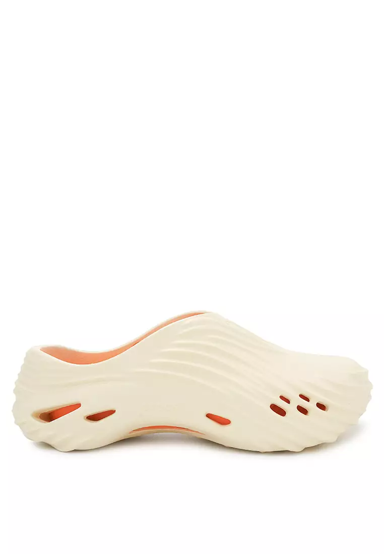 Buy Crocs Echo Wave 2025 Online | ZALORA