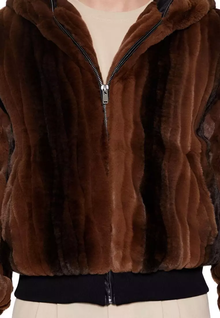 Buy FOREVER 21 Gradient Faux Fur Zip-Up Jacket 2025 Online | ZALORA ...