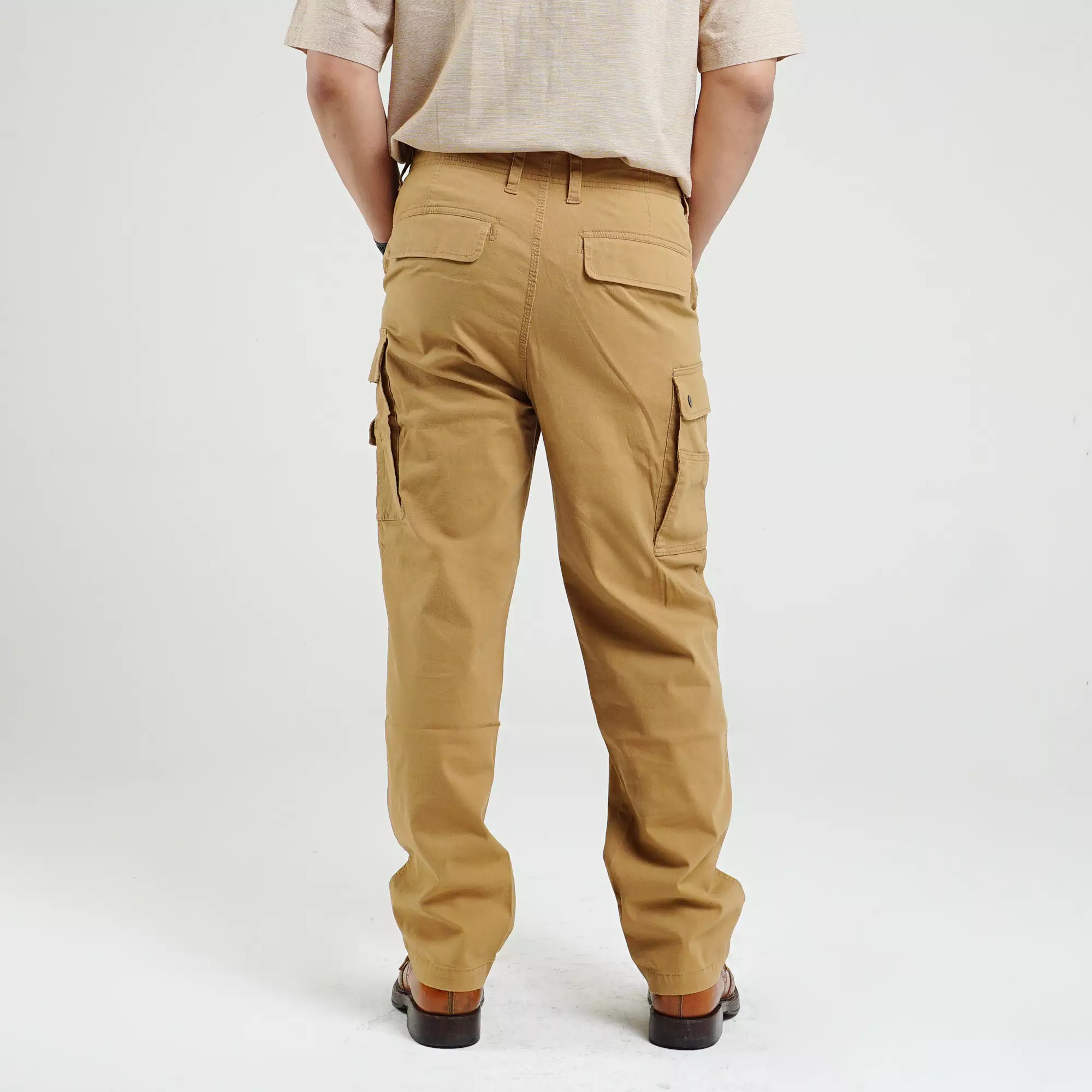 Jual MGEE Mgee Cargo Long Pants Original 2025 | ZALORA Indonesia