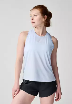 Brooks Available at ZALORA Philippines