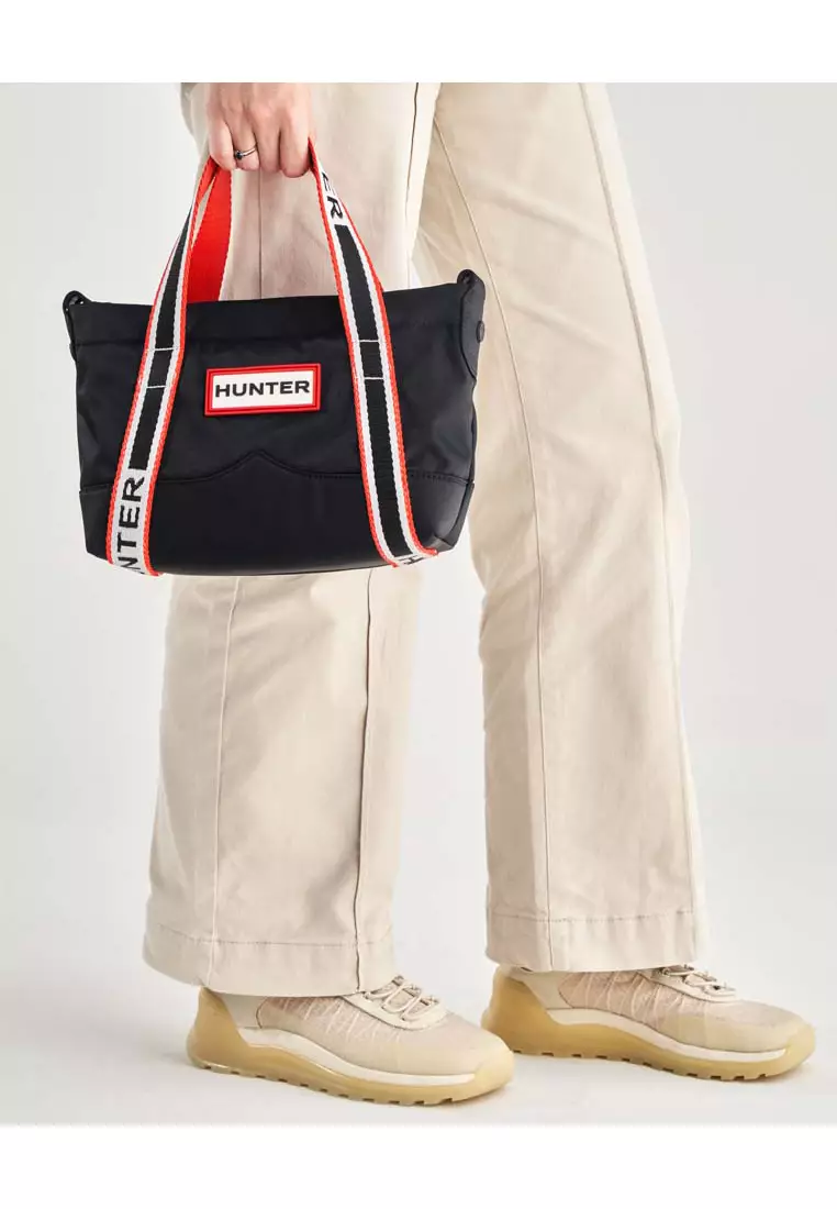 Buy Hunter Boots NYLON MINI TOPCLIP TOTE 2025 Online | ZALORA