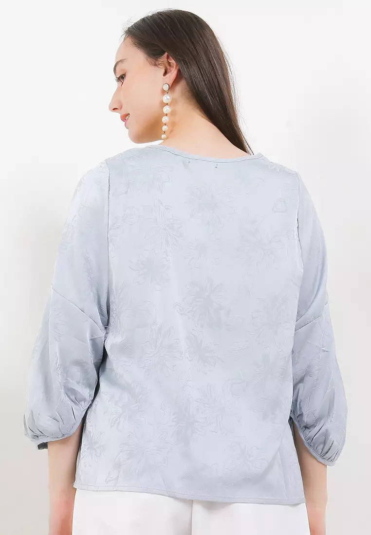 Jual Icons Lantern Sleeves Jacquard Blouse Original 2025 | ZALORA Indonesia