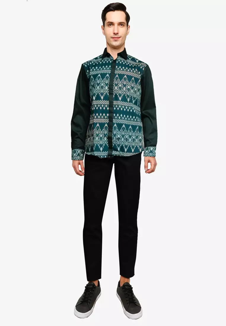 Buy Gene Martino Long Sleeve Batik 2025 Online | ZALORA