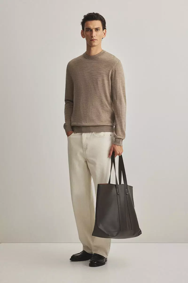 Buy H&M Regular Fit Merino wool jumper 2026 Online | ZALORA
