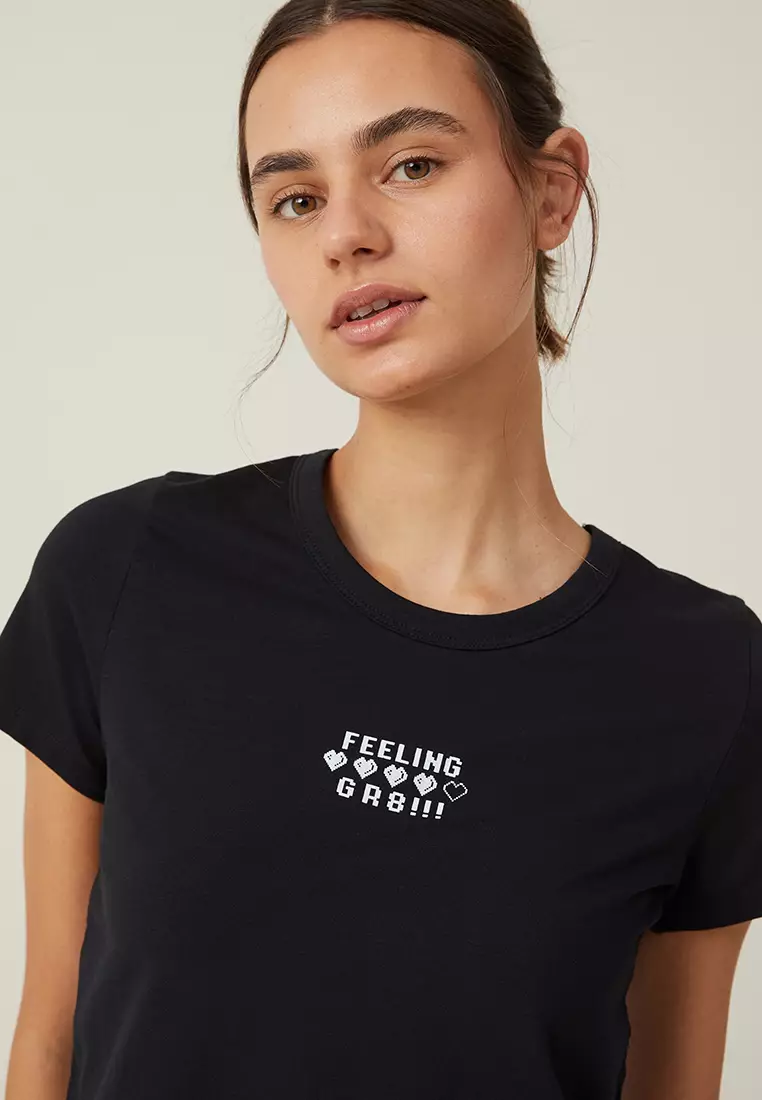 Jual Cotton On Micro Fit Graphic Tee Original 2024 | ZALORA Indonesia